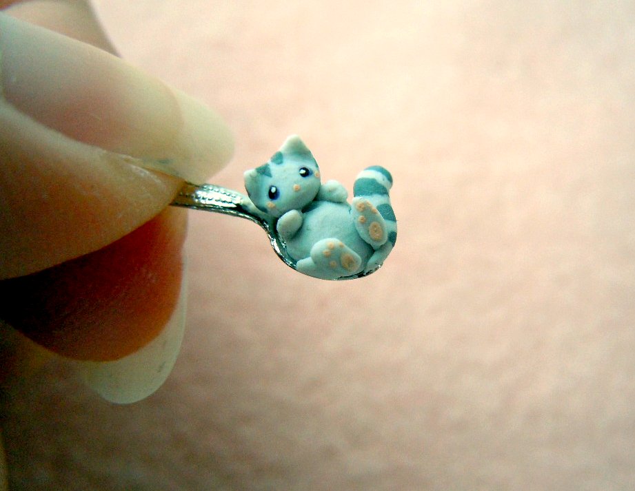 Magpie Monday | Robert E. Stutts